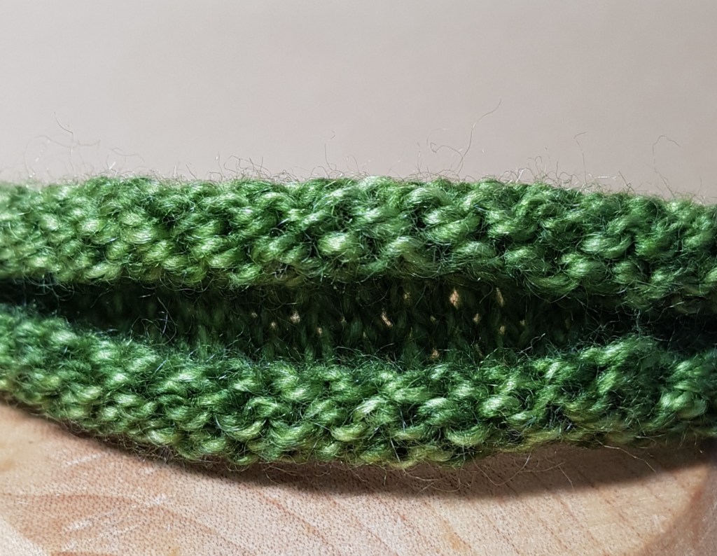 Knitting ‘Paper Chains’ – HndNit